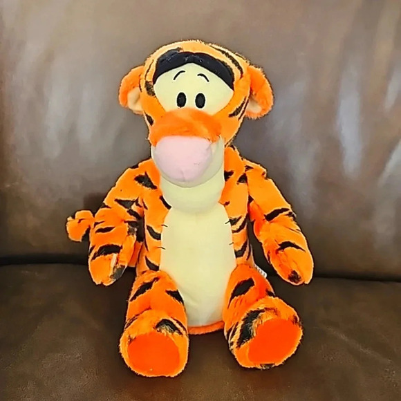 Fisher-Price | Toys | Disney Ask Me A Question Tigger Winnie The Pooh ...